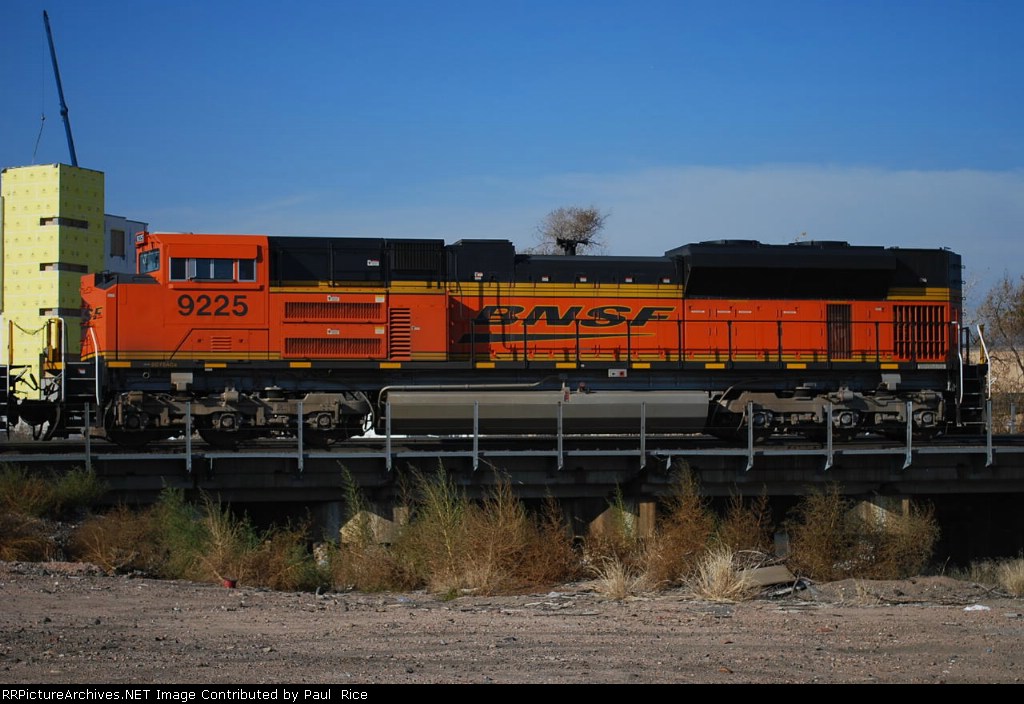 BNSF 9225